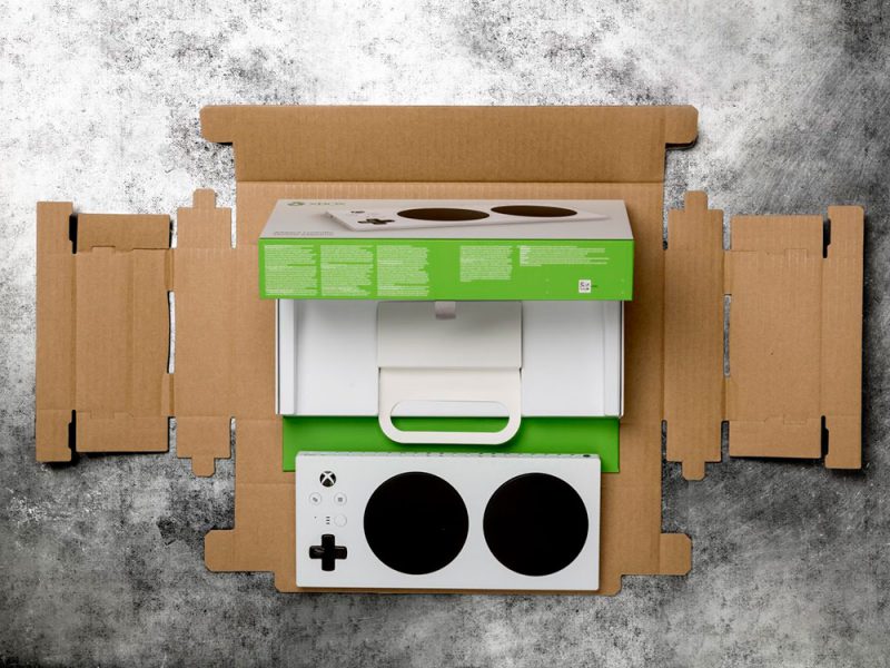 El packaging inclusivo de la Xbox Adaptative Controller. Microsoft ...