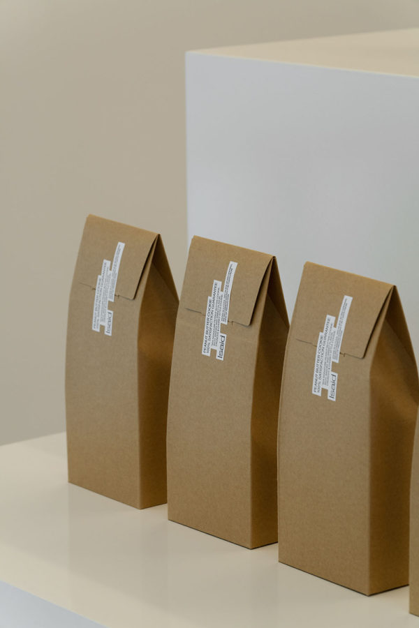 Eunsun Park desarrolla el branding de Isaid. Moda y buen diseño desde Seúl | Experimenta