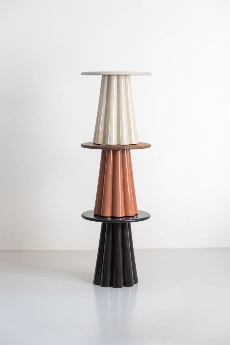 Hanne Willmann experimenta con cerámica en Bromo, una mesa auxiliar ...