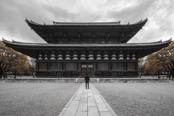 Perspe, la arquitectura reflejada de Gustav Millet. La celebración de ...