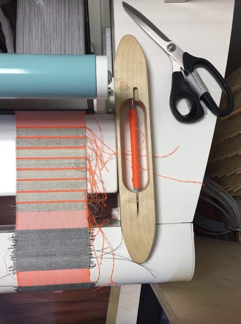 A por textiles inteligentes en el Textile Prototyping Lab de Berlín ...