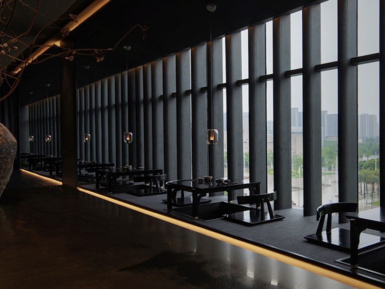 Wang Lianglong crea un espectacular espacio gastronómico en el corazón ...