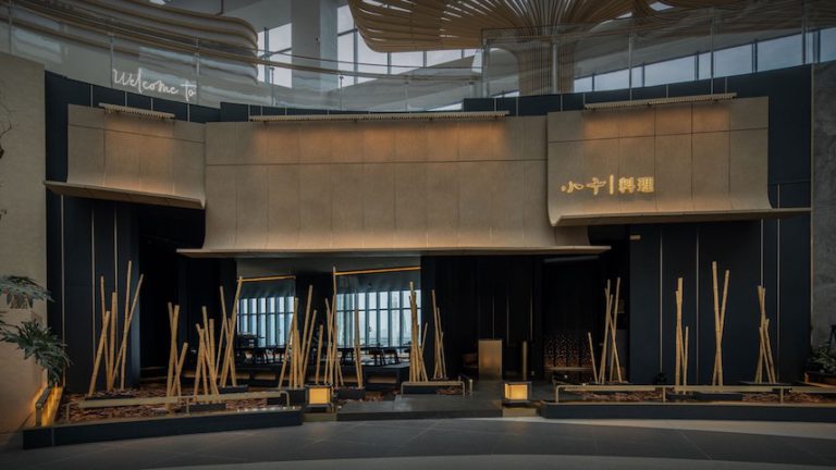 Wang Lianglong crea un espectacular espacio gastronómico en el corazón ...