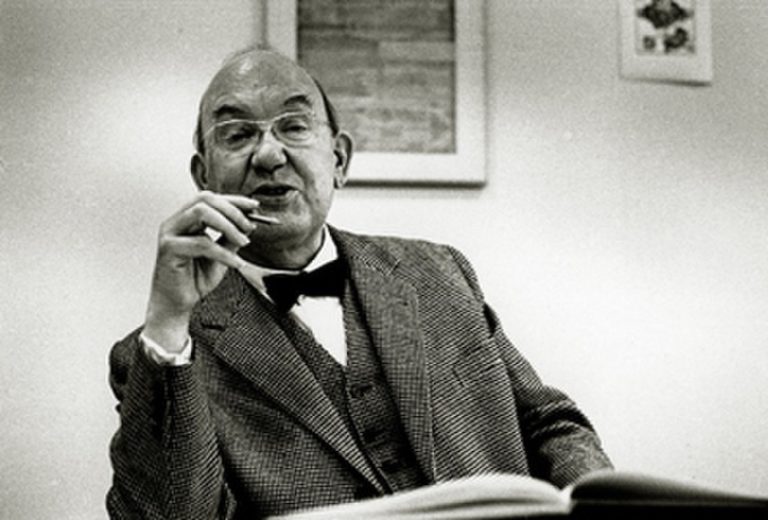 La columna de Eugenio Vega: Jan Tschichold y el orden moral | Experimenta