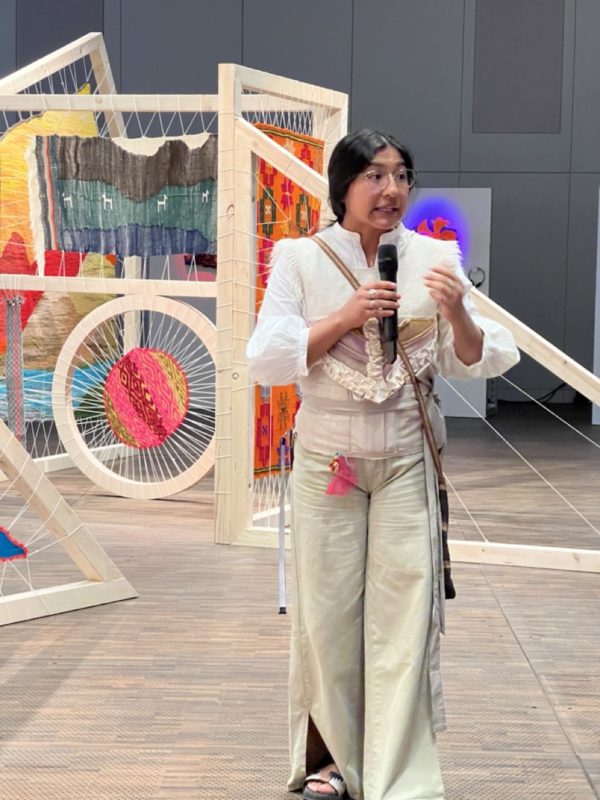 Unión Textiles Semillas emociona a todos en su paso por Berlín ...