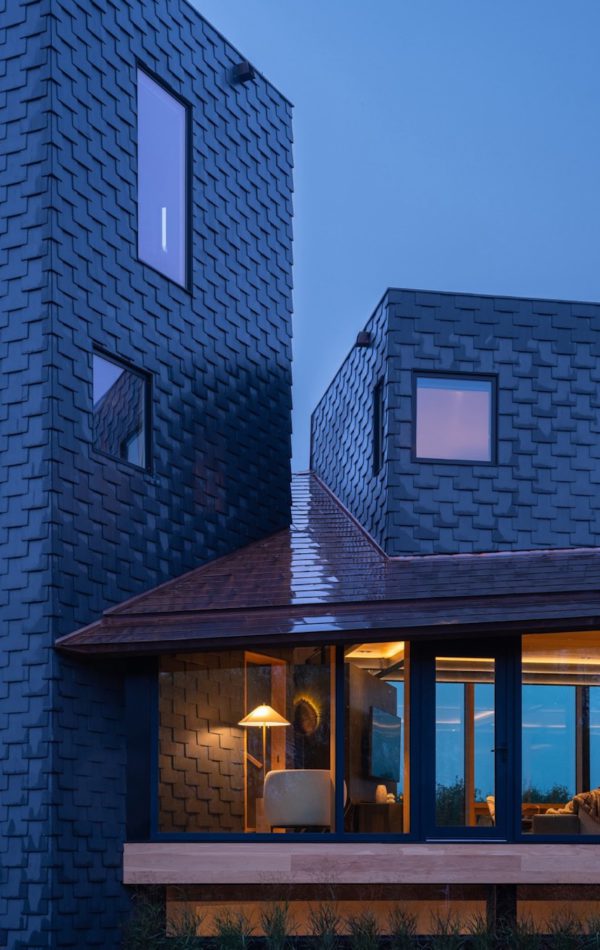 Kariouk Architects y un inesperado volumen arquitectónico en los ...