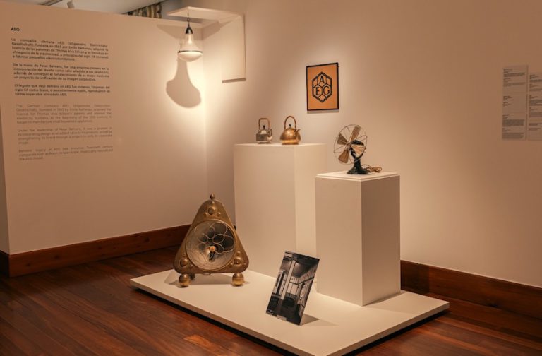 Modernismo. Hacia la belleza del objeto cotidiano | Experimenta